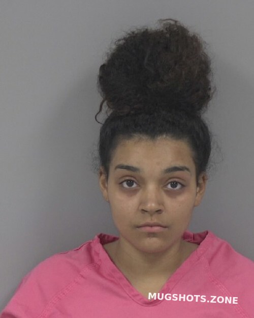 DEJA NECOLE PETTIWAY 08/04/2023 - Johnston County Mugshots Zone