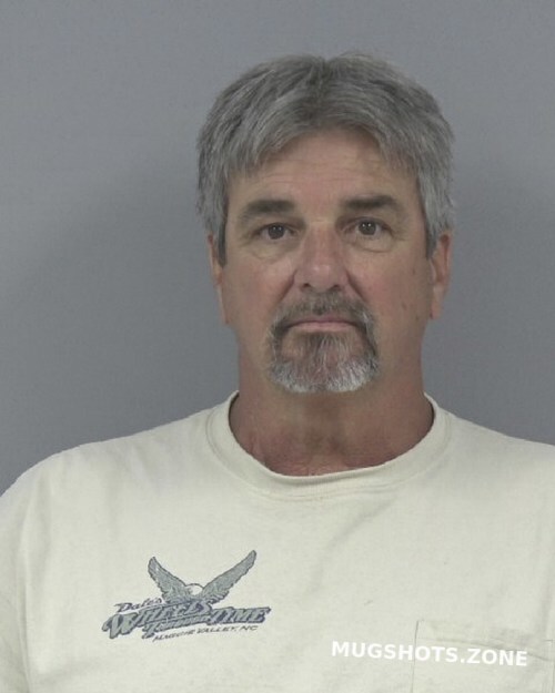 ROBERT CARL KINLAW 09/22/2023 - Johnston County Mugshots Zone