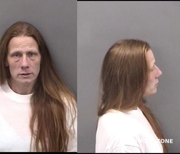 VANDUSEN KERRI J 08/26/2022 - Kankakee County Mugshots Zone