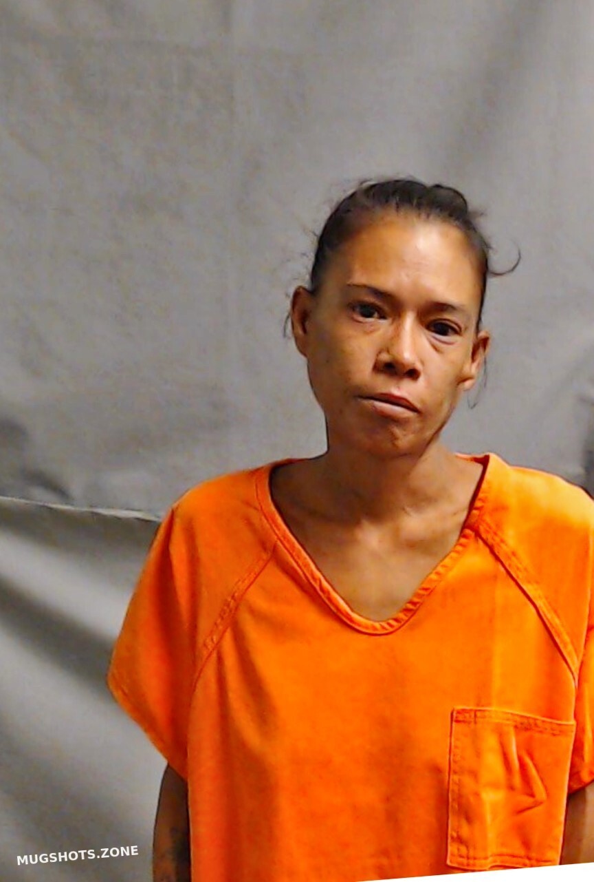 SALINAS ROXANNE PENA 06/20/2023 - Karnes County Mugshots Zone