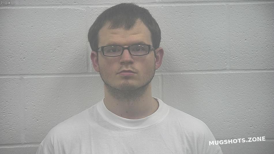 CARSON ROBERT EARL JR. 06/03/2021 - Kenton County Mugshots Zone CARSON ROBERT EARL JR. 06/03/2021 - Kenton County Mugshots Zone