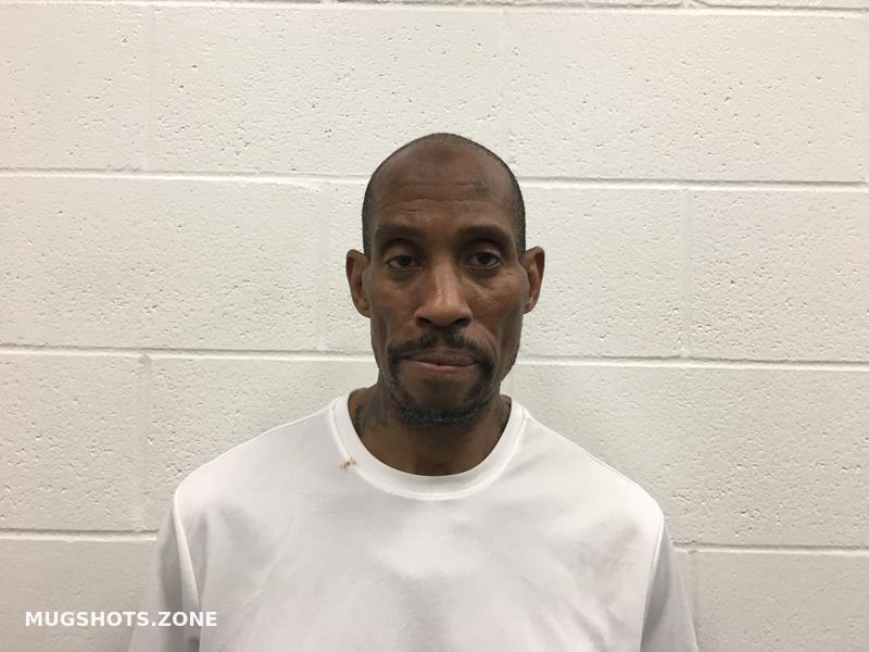 ROBERTS MARCUS EUGENE 05/25/2025 - Kenton County Mugshots Zone