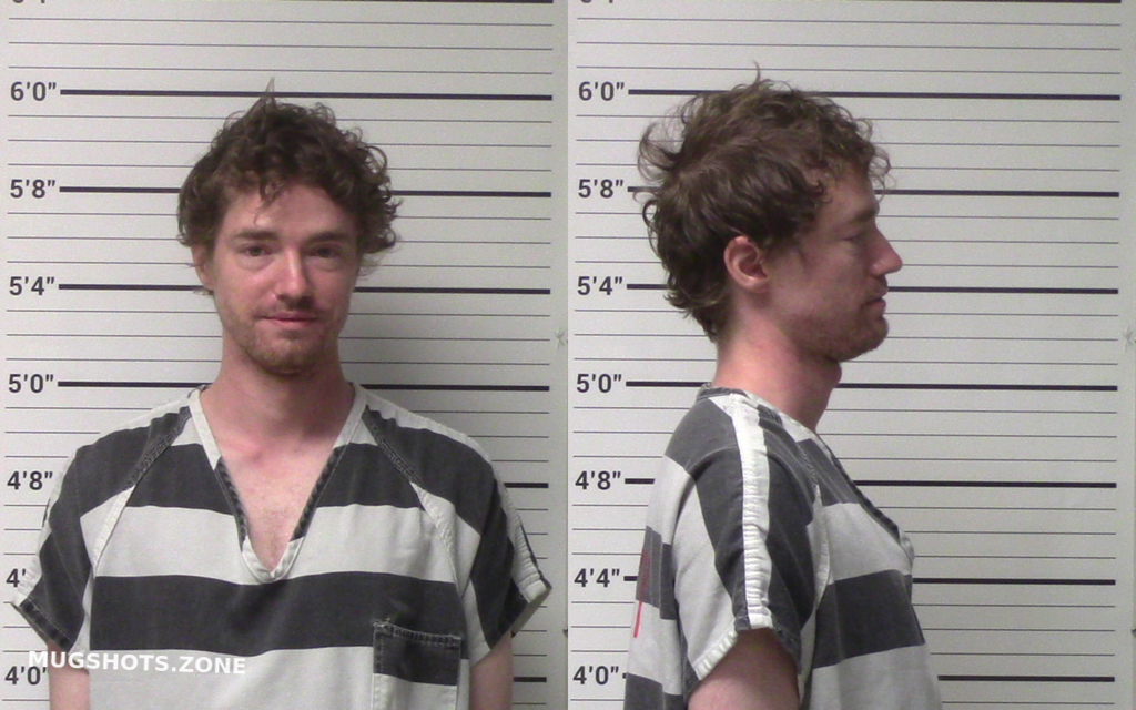 DAVIS DOMINICK CHRISTIAN 05/01/2022 - Kerr County Mugshots Zone