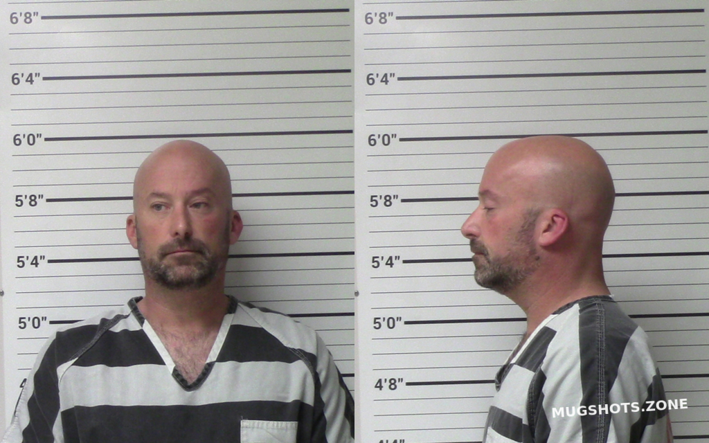 SAXON KRISTOPHER MATTHEW 10/06/2022 - Kerr County Mugshots Zone