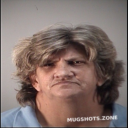 BECKY ROBERTS 12/31/2021 - Lake County Mugshots Zone