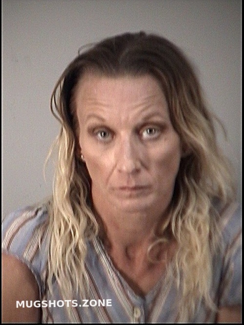 AMANDA LEOA JEANETT LINAMEN 02/23/2022 - Lake County Mugshots Zone