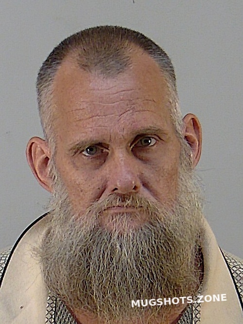 MARCUS LYNN DENNIS 10/18/2022 - Lake County Mugshots Zone