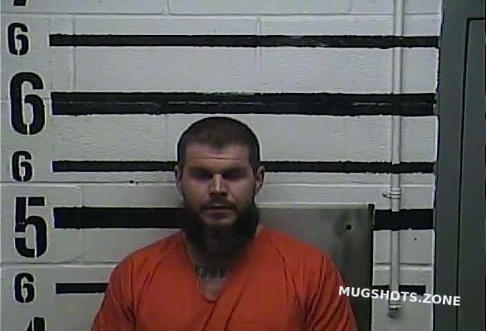 TOMLINSON COREY DANIEL 09/18/2025 - Larue County Mugshots Zone