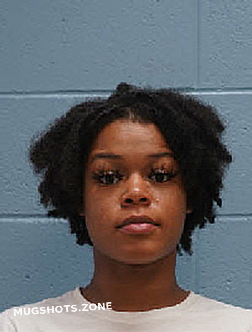 AMBER GABRIELLE MEREDITH 09/03/2022 - Lee County Mugshots Zone