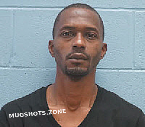 RENARDO KEESHAWN MOORE 03/29/2023 - Lee County Mugshots Zone