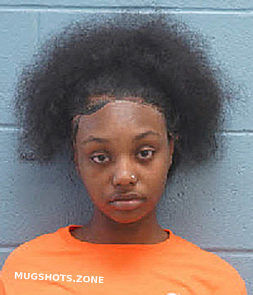 CAMARI ALISIA THOMAS 03/29/2023 - Lee County Mugshots Zone