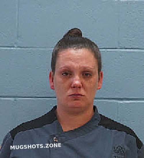 AMANDA LEIGH MATHIS 05/03/2023 - Lee County Mugshots Zone