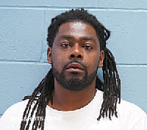 COREY JAQUAVIOUS ROBERTS 08/27/2023 - Lee County Mugshots Zone