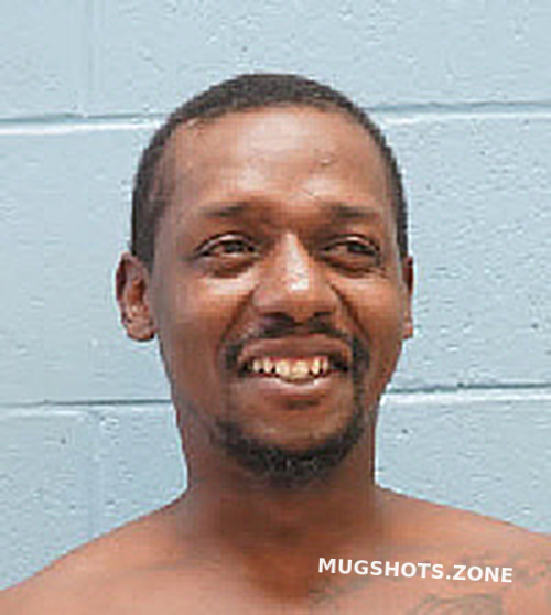 LADEXTRIC MARKEITH JONES 11/11/2023 - Lee County Mugshots Zone