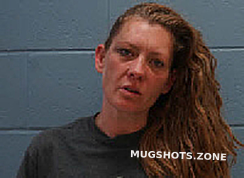 AMANDA MARIE HAMILTON 02/29/2024 - Lee County Mugshots Zone