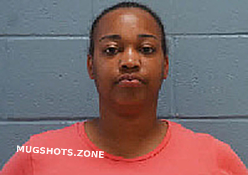 ADRIANNA CHANTAE MINNIEFIELD 06/30/2024 - Lee County Mugshots Zone