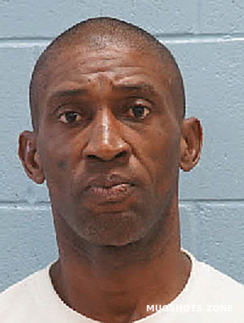 DERRICK BERNARD VINES 07/02/2024 - Lee County Mugshots Zone