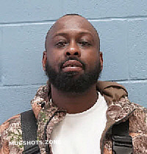 DONTAVIOUS SHARAN THORNTON 01/10/2025 - Lee County Mugshots Zone