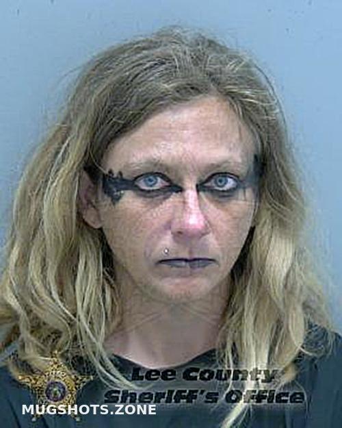 SPRATT JENNIFER 04/11/2024 - Lee County Mugshots Zone