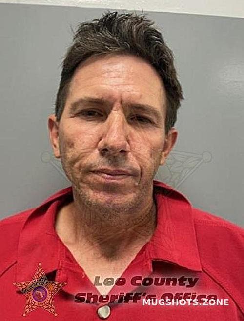 HOFFA DOUGLAS GARY 05/04/2024 - Lee County Mugshots Zone