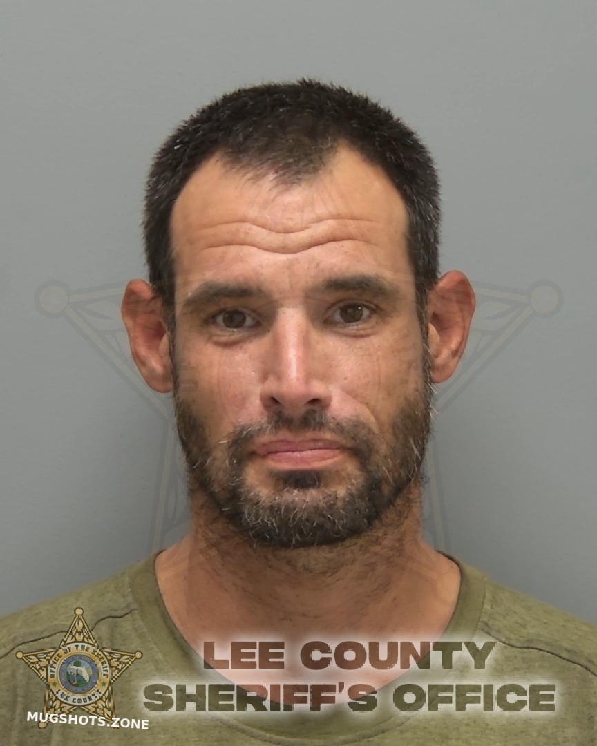 OAKES JOSEPH CASTON 04/22/2025 - Lee County Mugshots Zone