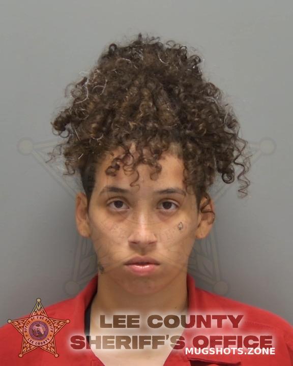 ROBLES SABRINA ADRIANA 04/29/2025 - Lee County Mugshots Zone