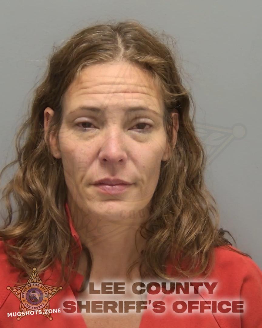 POOLE AMY LEE 11/01/2025 - Lee County Mugshots Zone