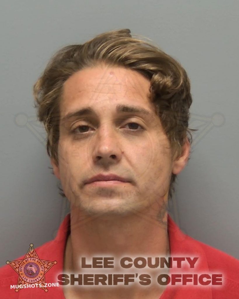 PIPIA DION RUSSEL 12/20/2025 - Lee County Mugshots Zone