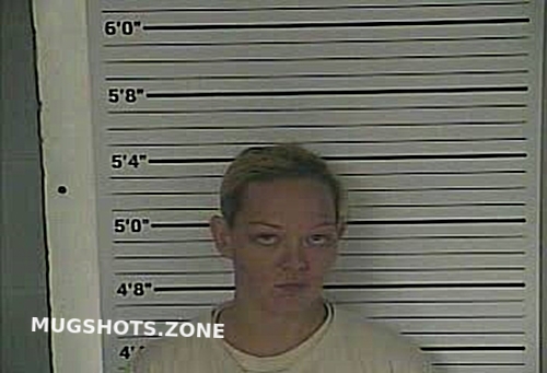CHANDLER MERRIE 11/18/2021 - Leslie County Mugshots Zone