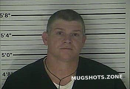 MCDANIEL SHAUN 06/13/2022 - Leslie County Mugshots Zone