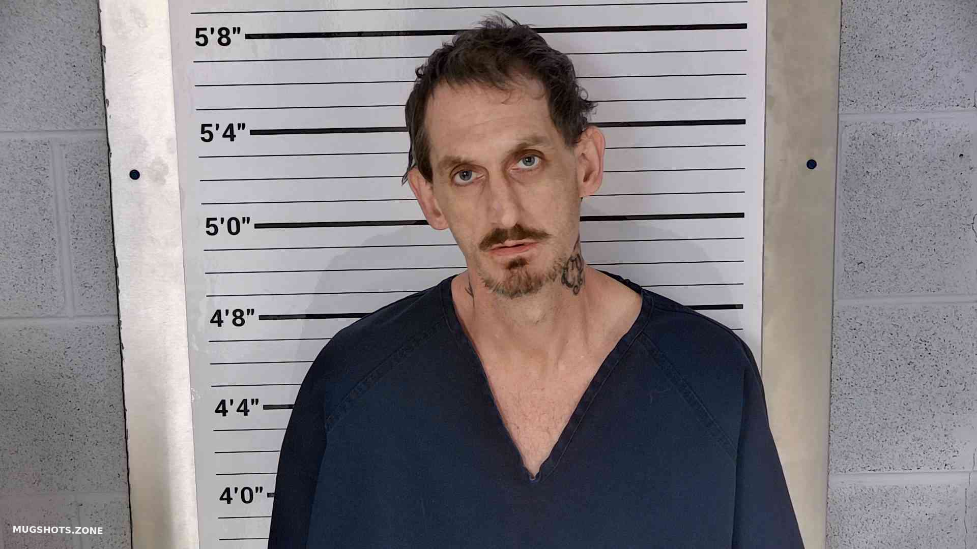 MOORE BRANDON 04/22/2025 - Leslie County Mugshots Zone