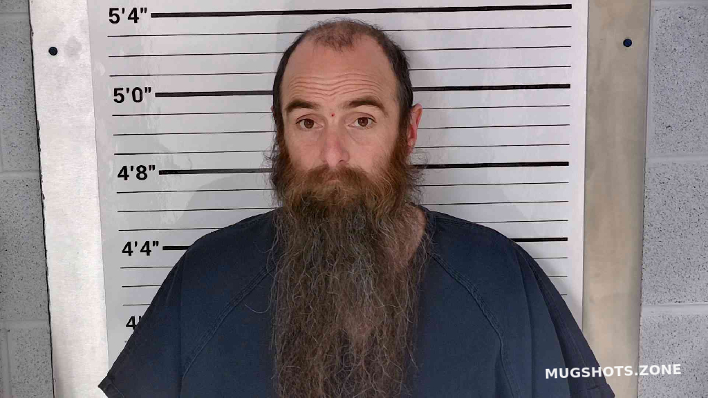 CARR RANDALL 05/23/2025 - Leslie County Mugshots Zone