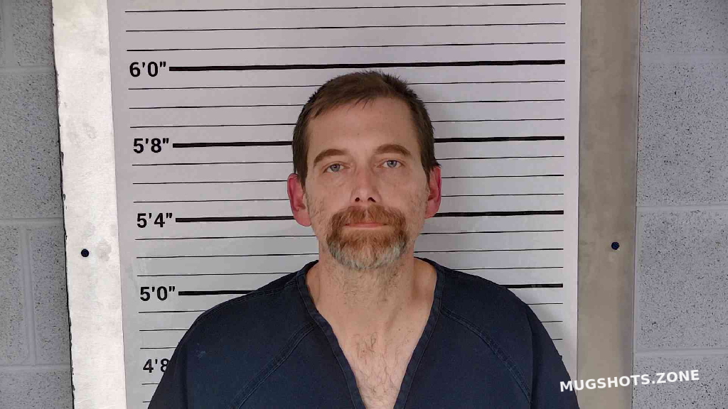 JONES ERIC 11/05/2025 - Leslie County Mugshots Zone