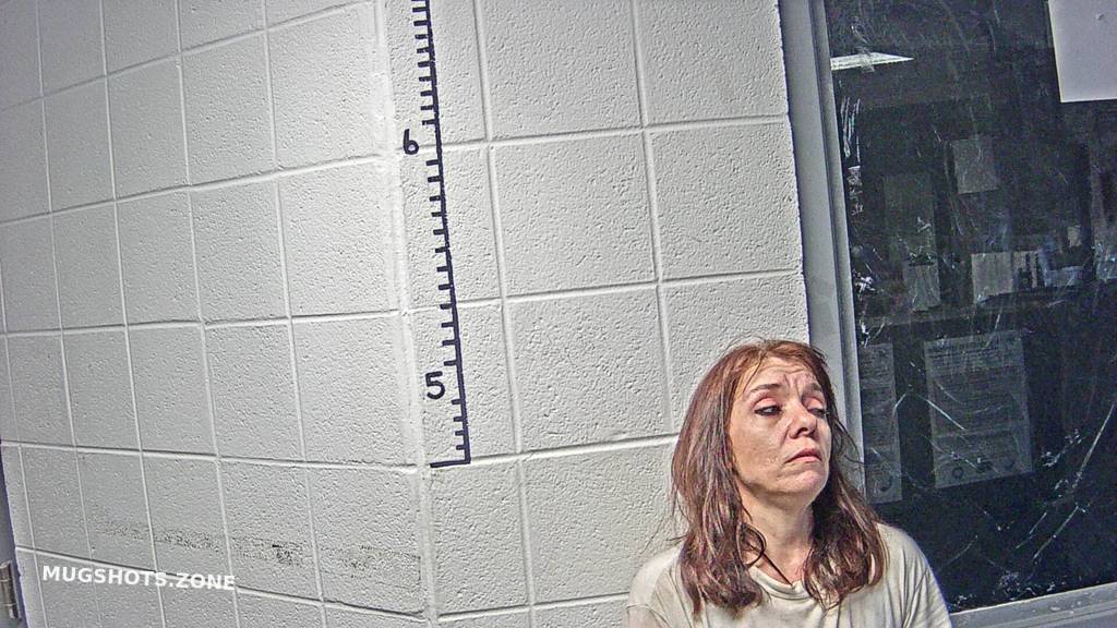 STAMPER EVELYN SUE 06/14/2022 - Letcher County Mugshots Zone