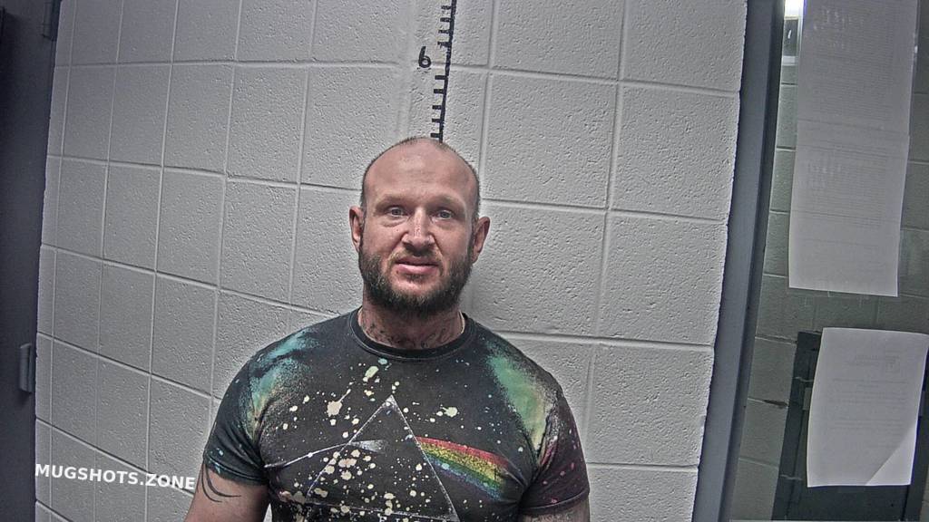 JOHNSON CHRIS WAYNE 03/19/2025 - Letcher County Mugshots Zone