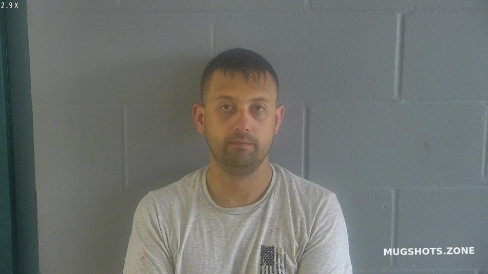 CONNELL KEVIN RYAN 05/01/2022 - Levy County Mugshots Zone