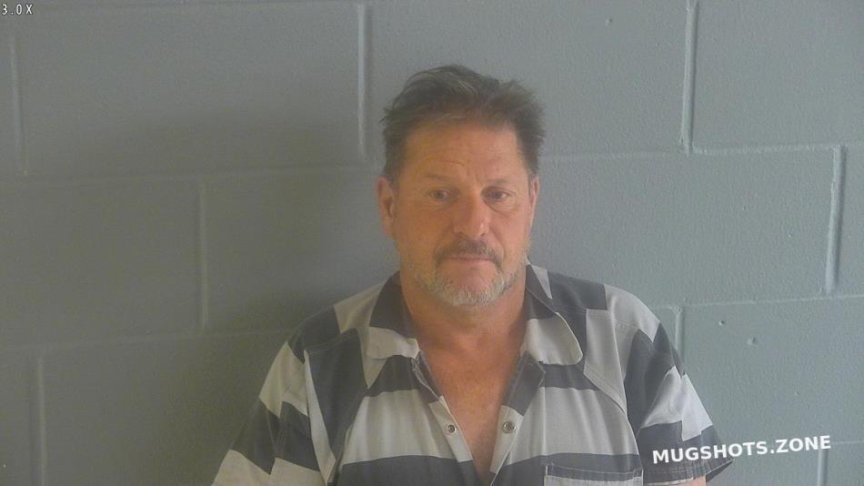 COKER BARRY DEAN 10/01/2022 - Levy County Mugshots Zone