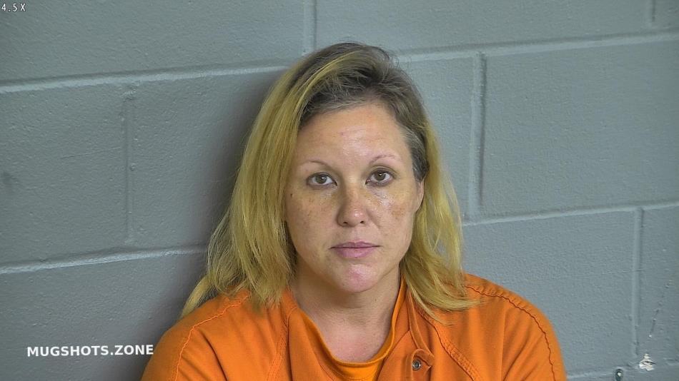 FOWLER STACIE 03/01/2024 - Levy County Mugshots Zone