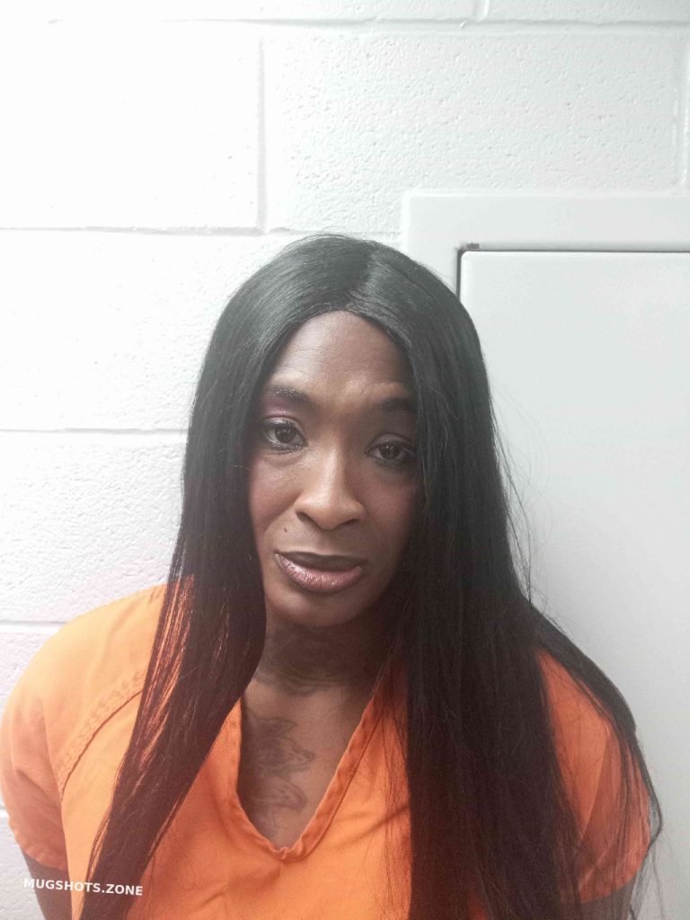 YOUNG CIERRA 09/24/2025 - Logan County Mugshots Zone