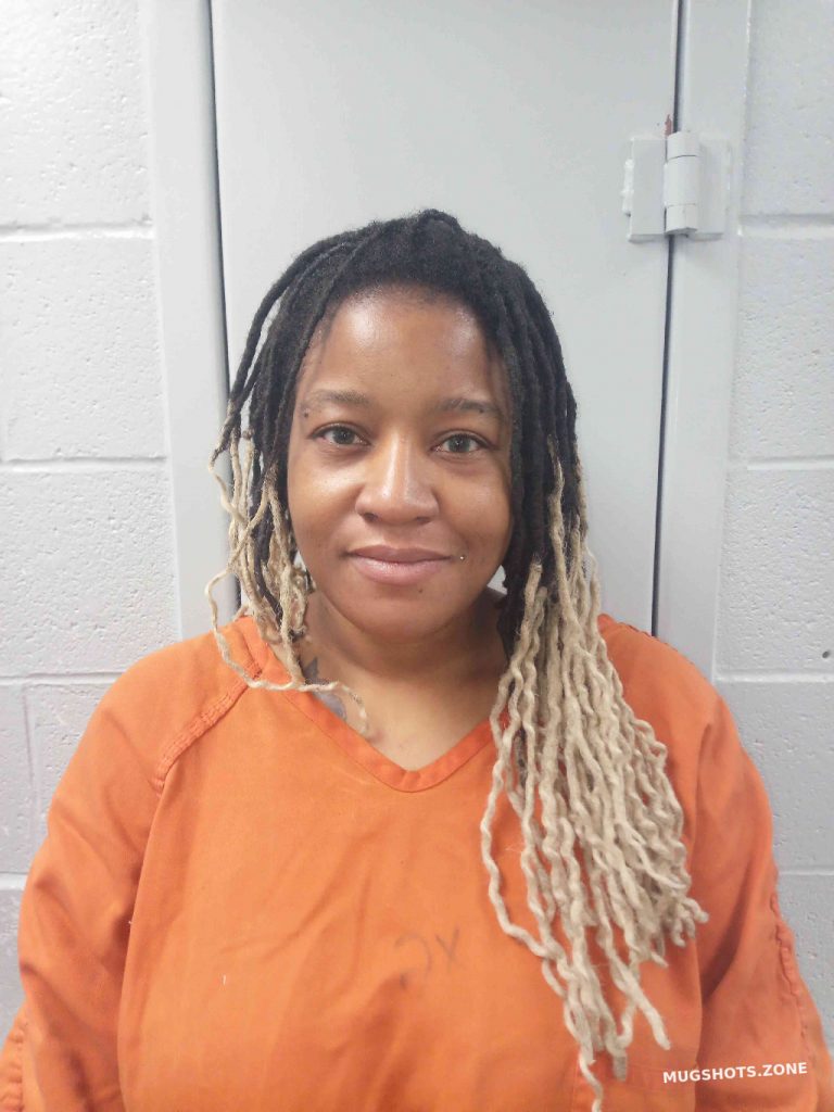 COLEMAN SHADONNA 11/16/2025 - Logan County Mugshots Zone
