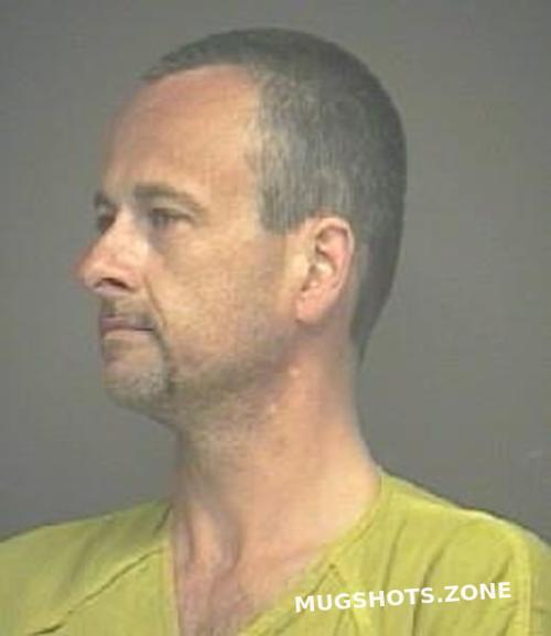 Julie Strawderman's Instagram, Twitter & Facebook on IDCrawl