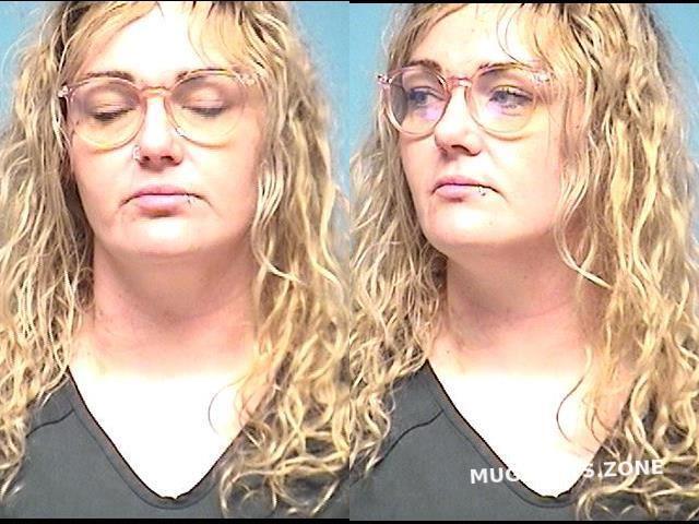 WHITE BRIANA NICHOLE 05/28/2025 - Lorain County Mugshots Zone