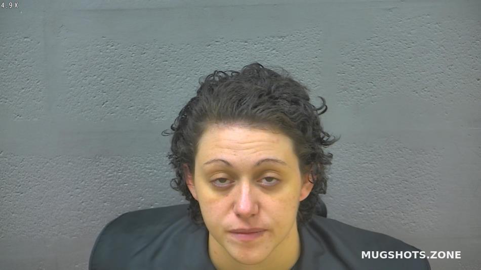 CASH COURTNEY RENA 11/04/2021 - Lynchburg Mugshots Zone