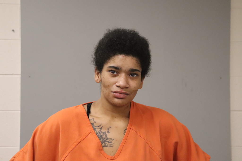 GREEN DAONA SHARDAE 01/24/2021 - Madison County Mugshots Zone