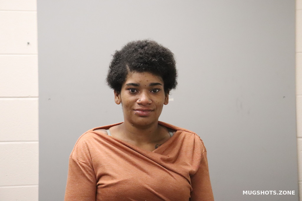 GREEN DAONA SHARDAE 11/06/2021 - Madison County Mugshots Zone