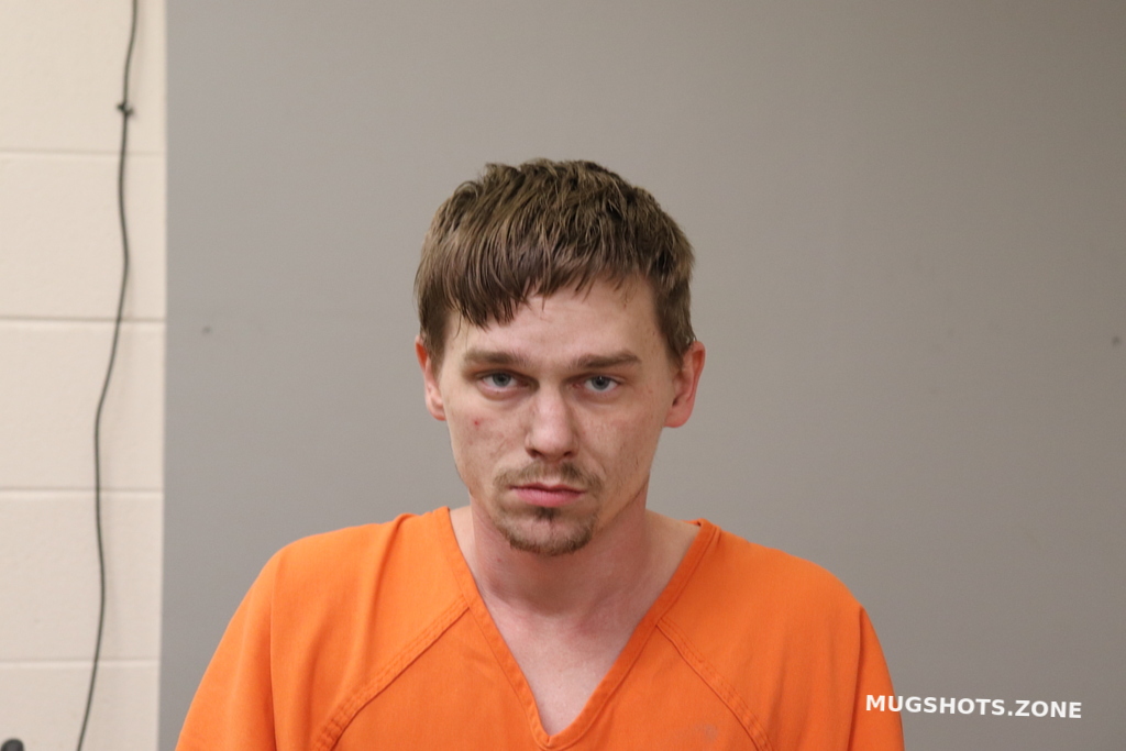 DAVIS DUSTIN ROGER 12/22/2021 - Madison County Mugshots Zone
