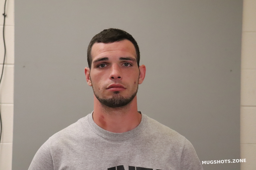 HUGHES DEVIN WAYNE 12/22/2021 - Madison County Mugshots Zone