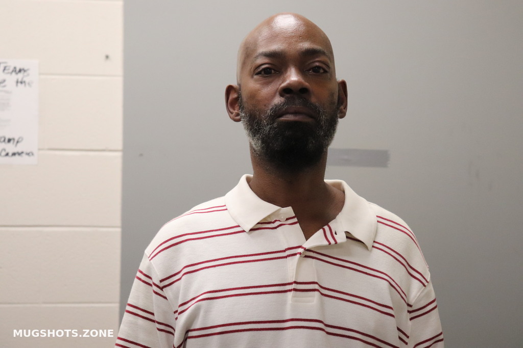 ROBINSON MICHAEL DEWAYNE 01/17/2022 - Madison County Mugshots Zone