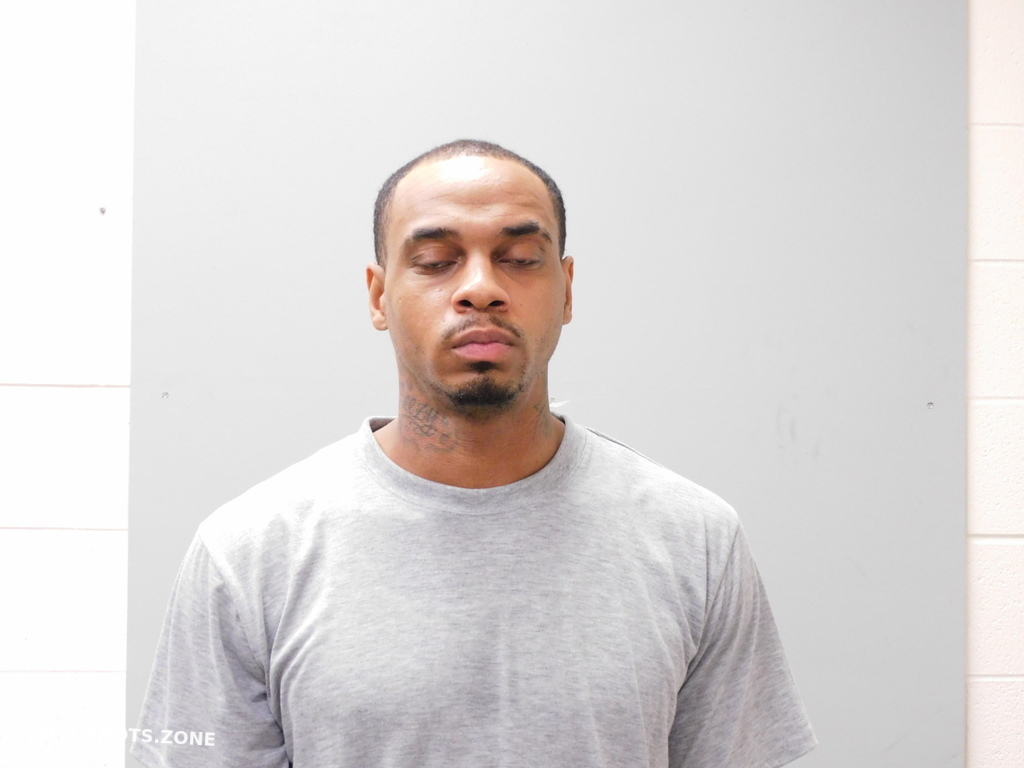 MOORE BRANDON 01/29/2022 - Madison County Mugshots Zone