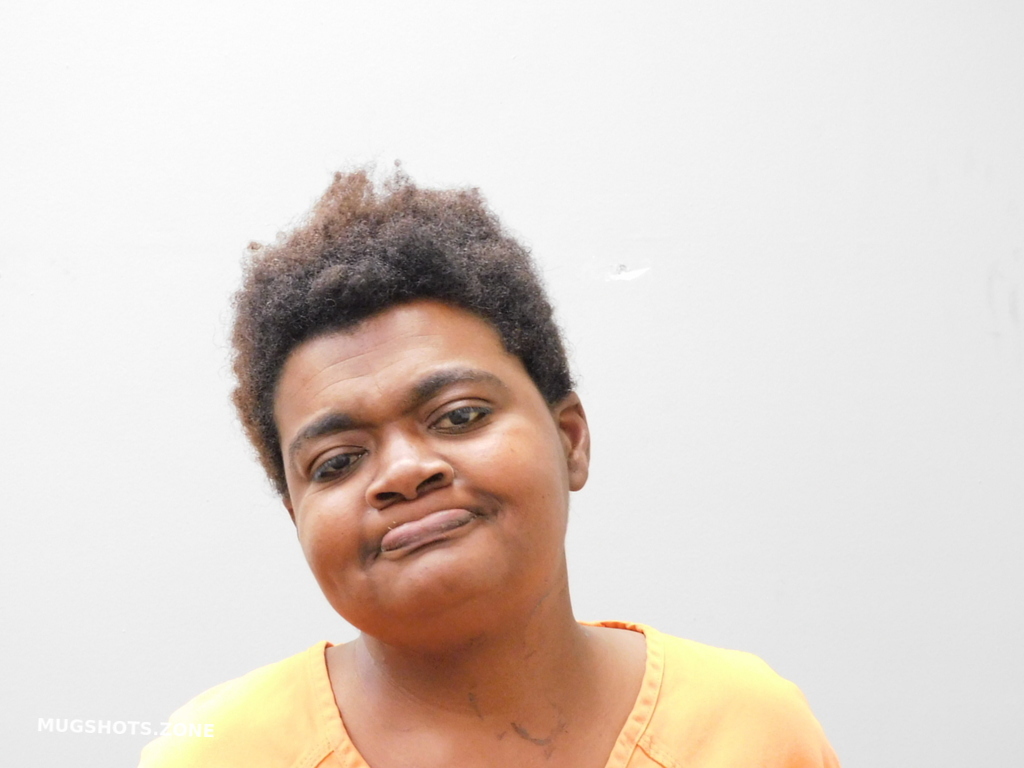 DAVIS NATASHA LARAE 02/21/2022 - Madison County Mugshots Zone